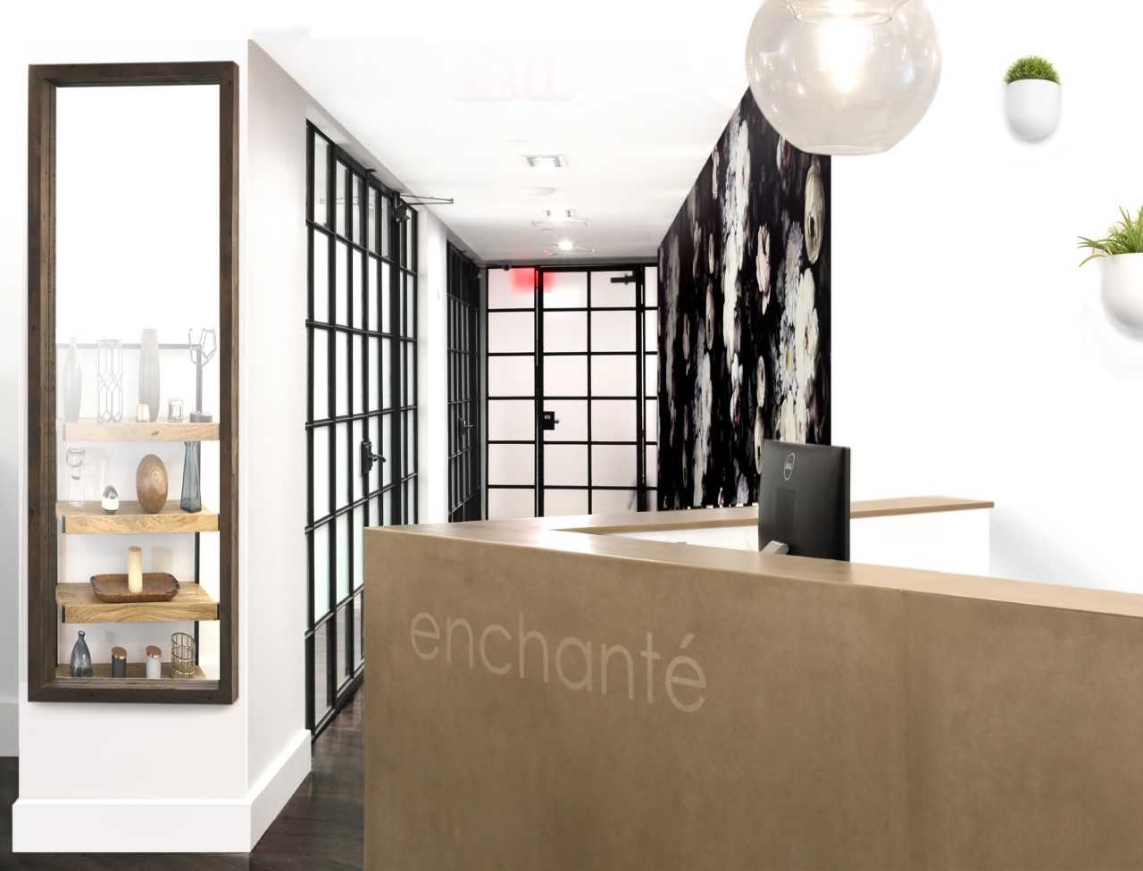 Enchante accessories